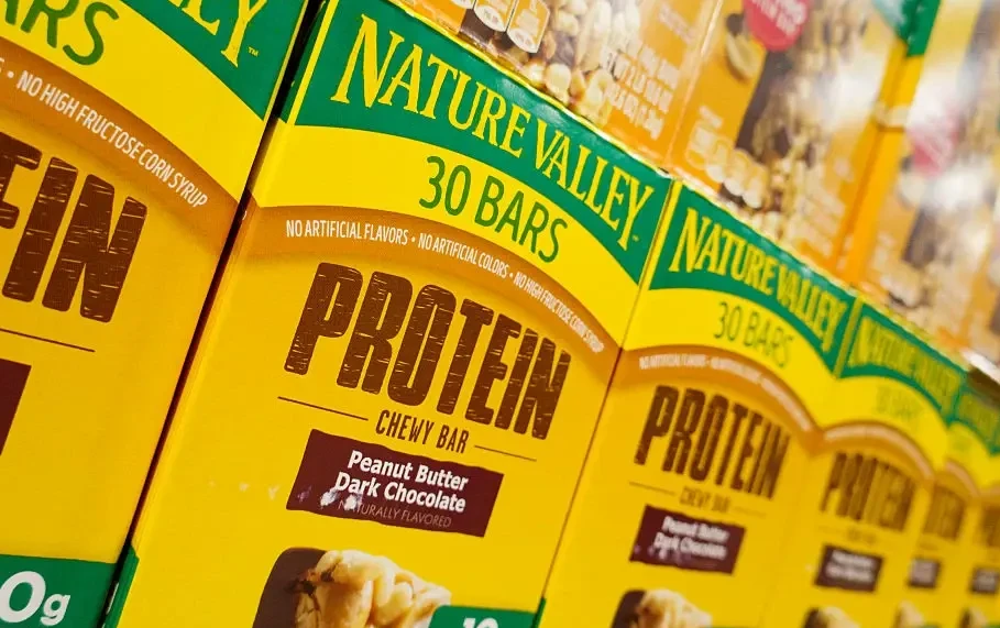 Dietitians outline checklist for choosing protein powders