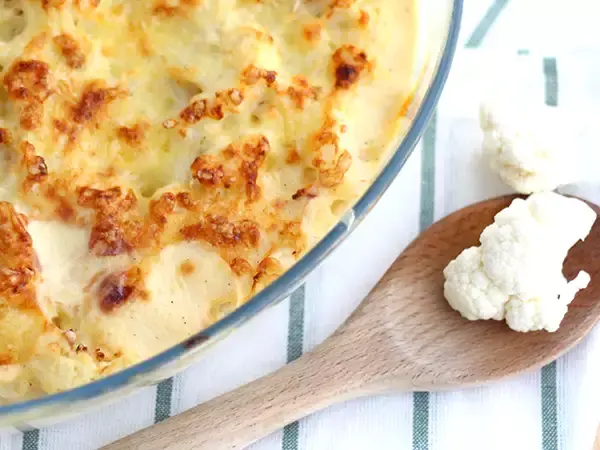 Cauliflower gratin with bechamel (white sauce) - video recipe!