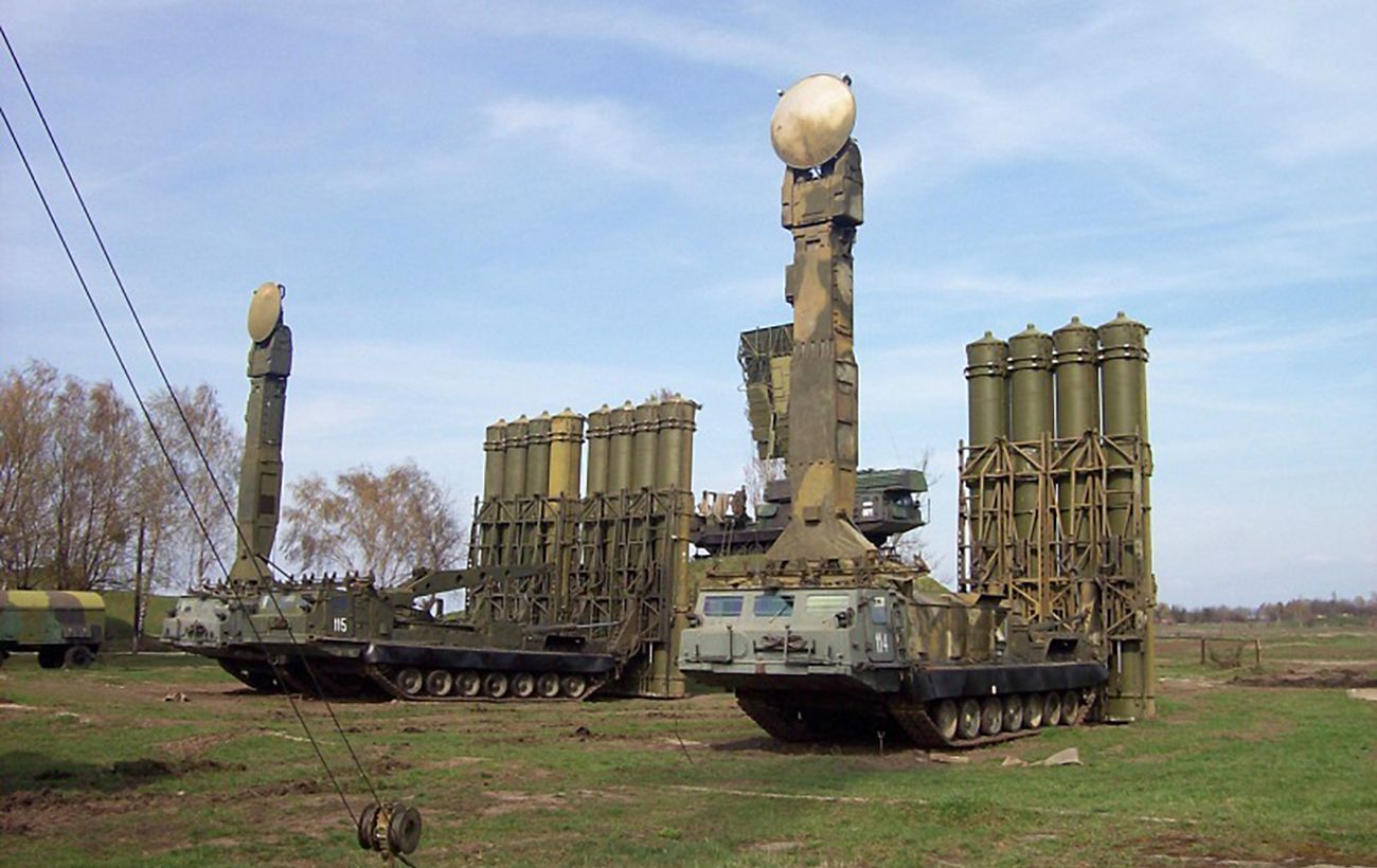 Ukrainian deep strikes are putting heavy pressure on Russia's air ...