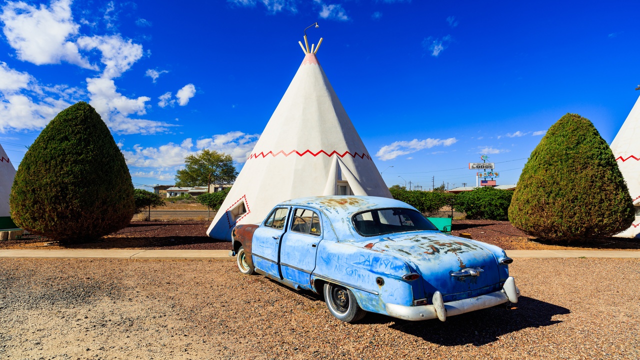 You can sleep inside a concrete teepee on Route 66 and the same Arizona ...