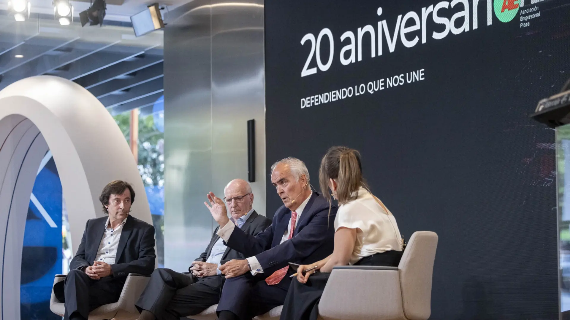 La Asociación Empresarial de Plaza cumple 20 años con el transporte y ...