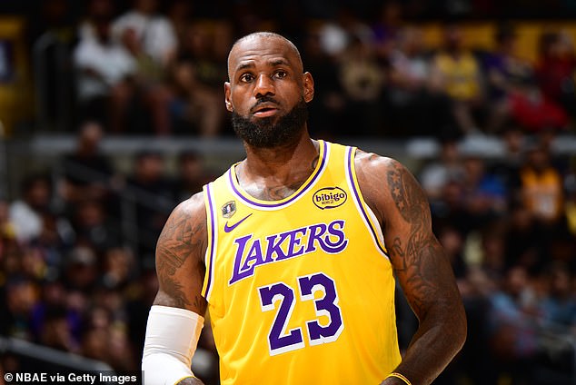NBA insider drops major revelation on LeBron James' future as Lakers ...