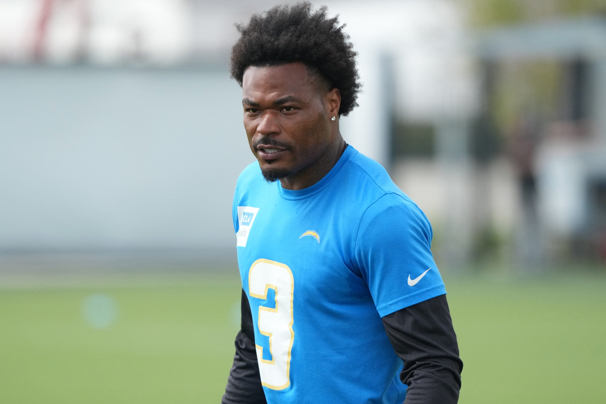 Chargers star Derwin James just received a compliment that proves he's ...