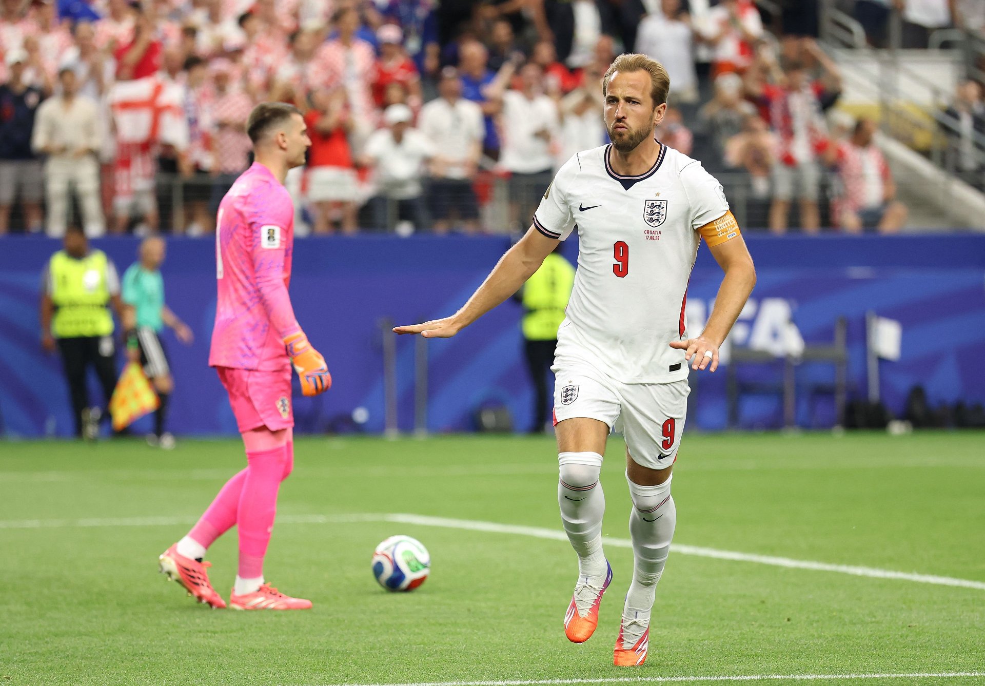 Harry Kane herjer – men Thomas Tuchel tente på alle plugger
