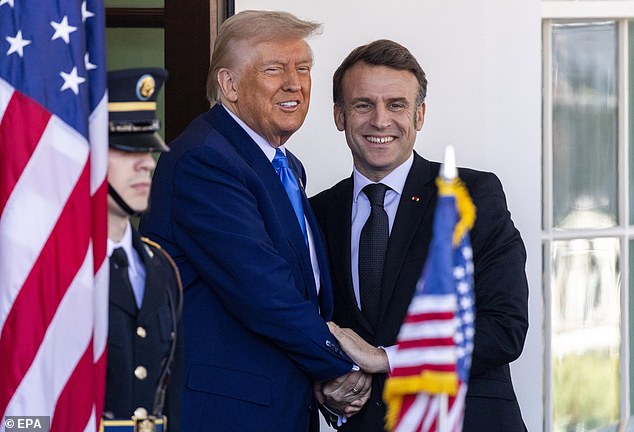 Trump's ultra-long 'alpha' handshake with Macron and kisses for ...