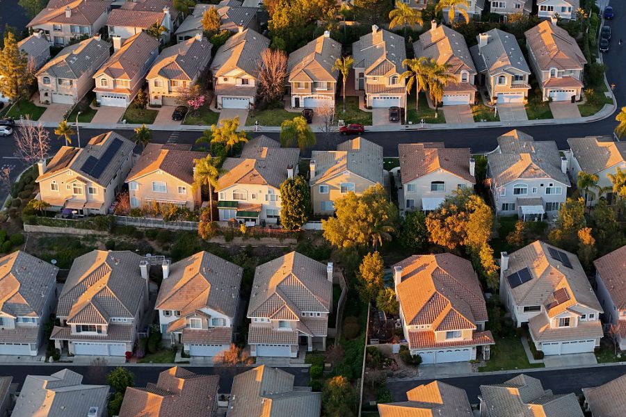 Most US families now have 2 parents working full time: Pew