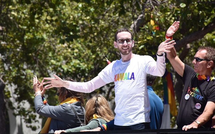Scott Wiener says MLB players 'defaced' their LGBT pride caps 'with a ...