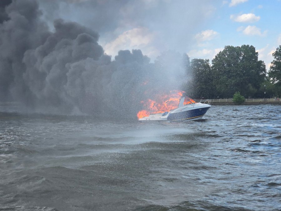 5 people rescued after boat fire at Hains Point in DC