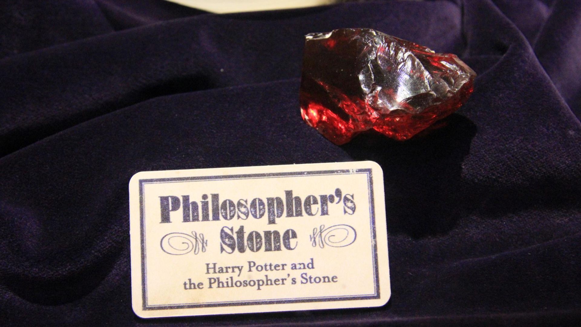 10 Rings, Amulets, And Cursed Objects We'd Risk & 10 We'd Leave Exactly ...