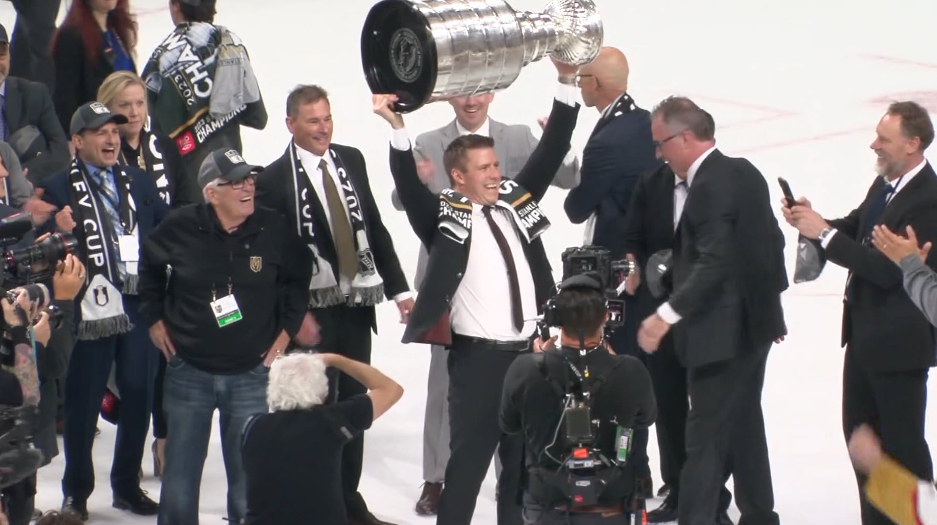 Vegas Golden Knights name Ryan Craig as next head coach
