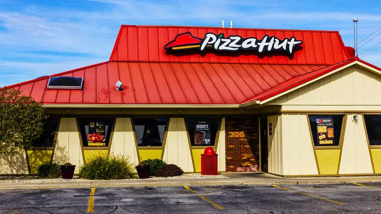 He saved Arby’s. Now he’s betting $1.5 billion that he can rescue Pizza Hut
