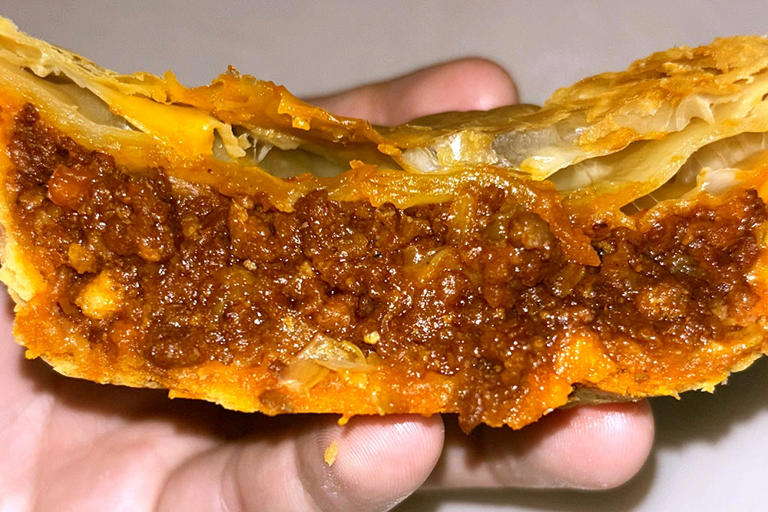 Missing Sydney’s meat pies, this young Malaysian brought them home and ...