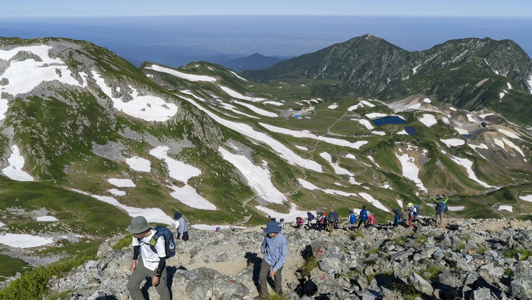 11 most dangerous hikes around the world