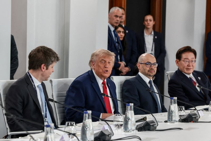 South Korea's Lee leaves G7 with Trump's pen after talks about peace on ...