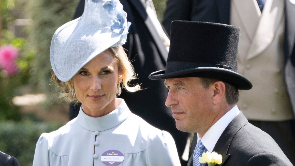 Peter Phillips' wife debuts new name after royal wedding