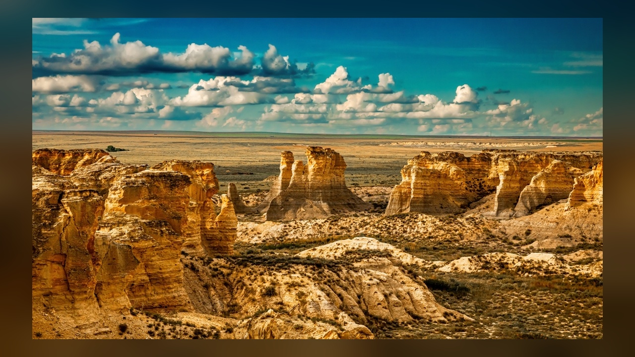 Kansas has 100-foot chalk spires rising from the prairie and almost ...