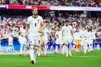 Mondiali, caos in Inghilterra-Croazia: Kane sbaglia rigore, poi ripete ...