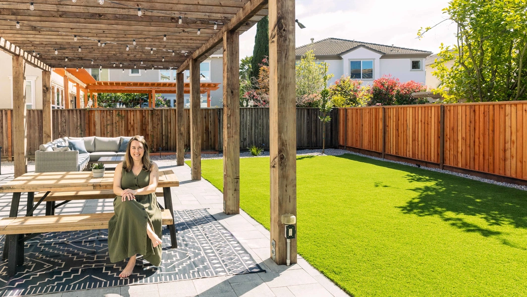 14 ideas for stylish backyard privacy