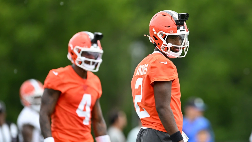 Browns head to camp with QB decision unresolved