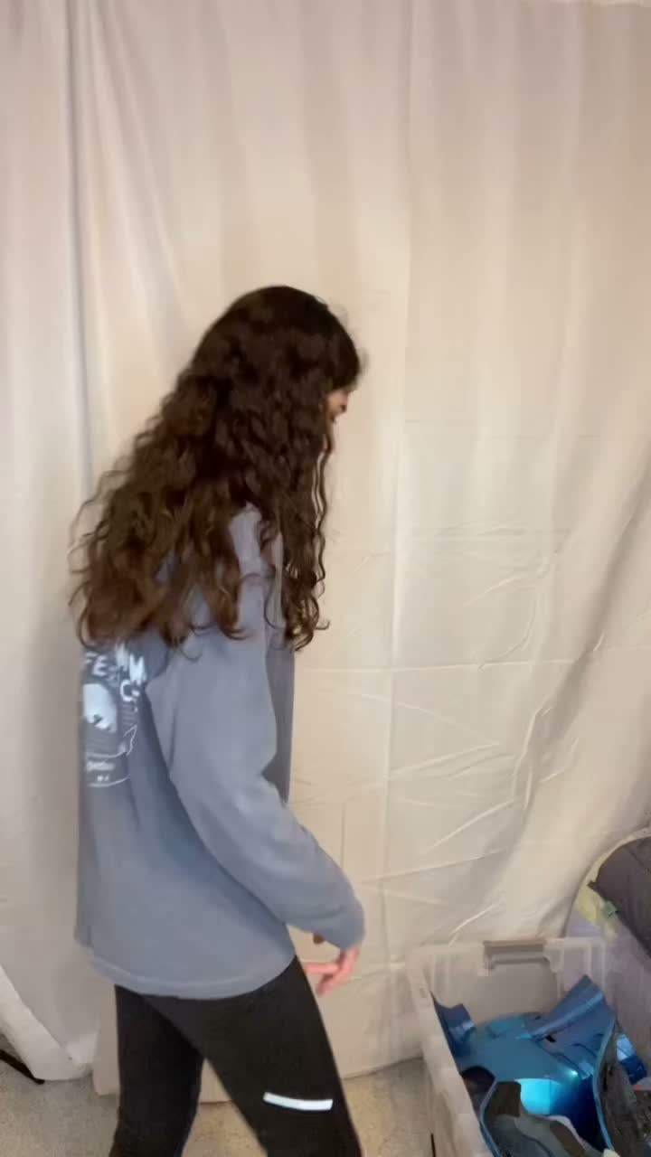How I put on the suit! By myself, it takes around 10-12 minutes