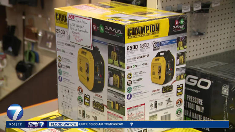 Local hardware store prepares for severe weather