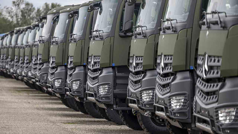 Daimler Truck jadikan divisi militer sebagai prioritas strategis