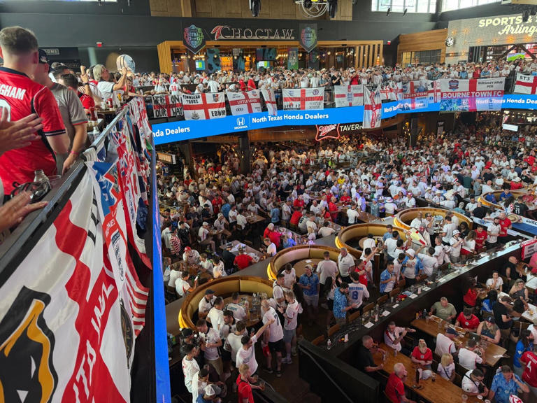 Ten glorious pictures as Leeds United fans descend on Dallas for ...
