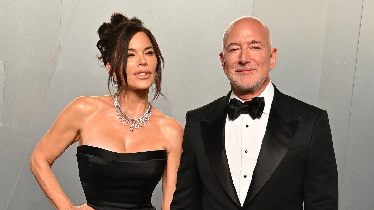 Jeff Bezos and wife Lauren Sánchez's style blasted in Paris despite ...
