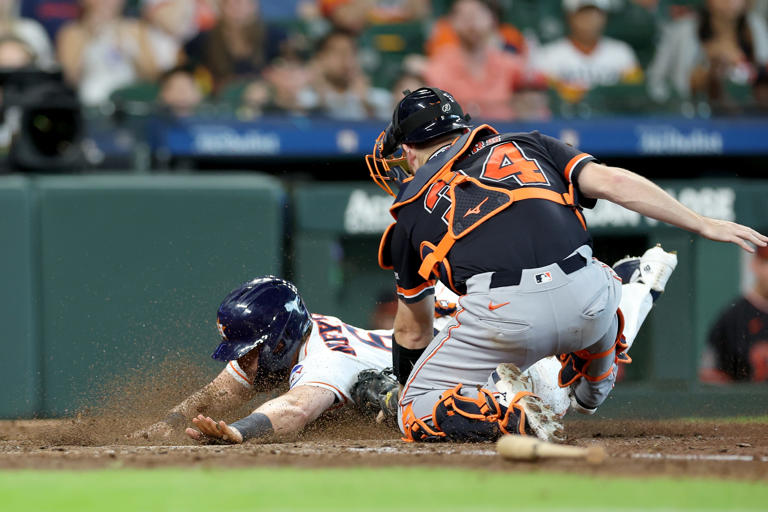 Feast or famine: Tigers fall to Astros, lose another road series