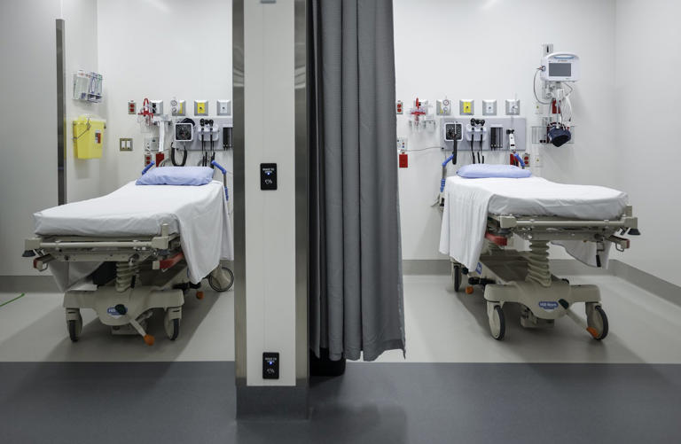Manitoba funding new social work positions in Winnipeg emergency ...