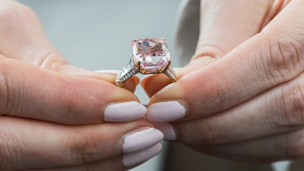 9 record-breaking and legendary jewels