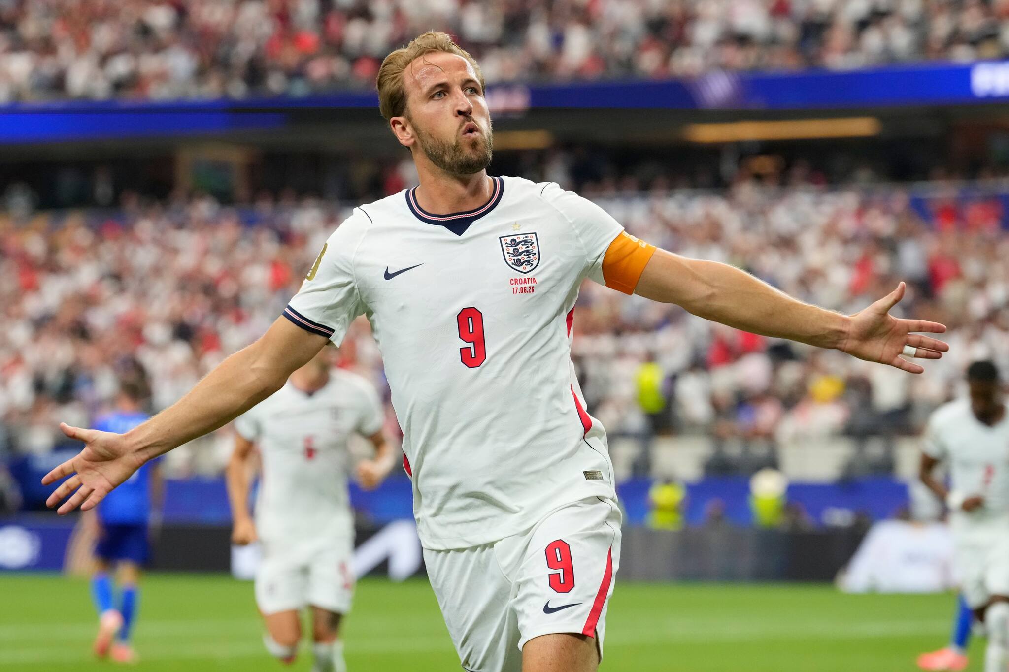 Kane führt England zum Auftaktsieg gegen Kroatien +++ Kongo-Sensation ...