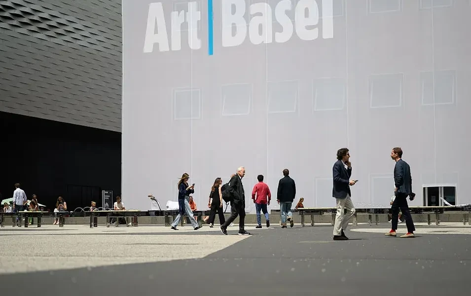 Art Basel opens with steady sales as market shows recovery signs