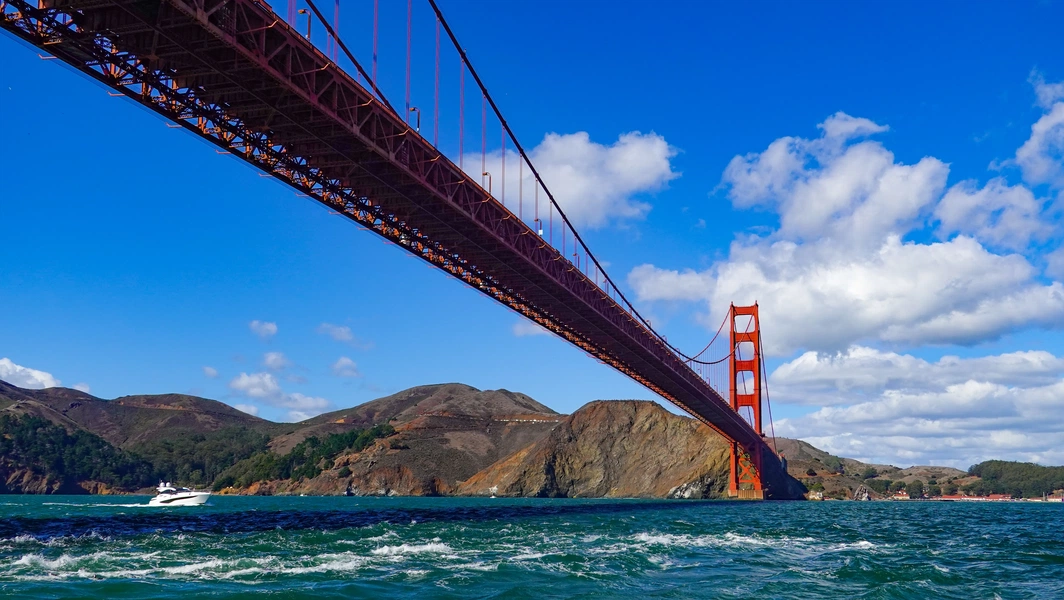 13 iconic landmarks seen from unique perspectives