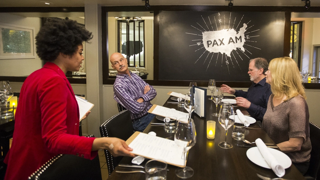 11 unusual fine dining etiquette rules