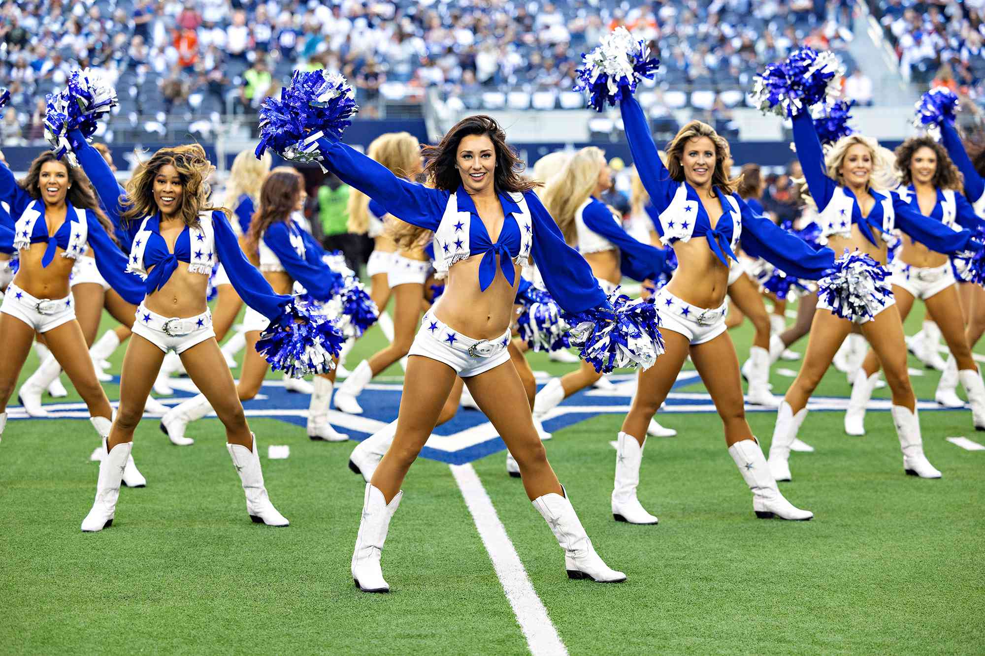 How much money do the Dallas Cowboys cheerleaders make? Here's what the ...