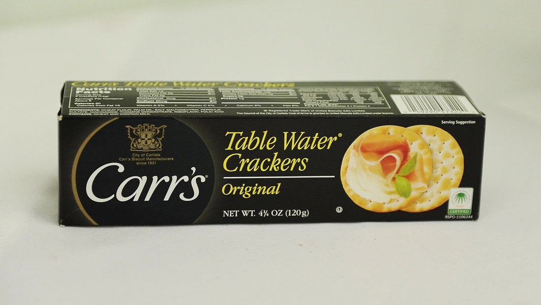 7 popular cracker brands ranked by flavor and texture