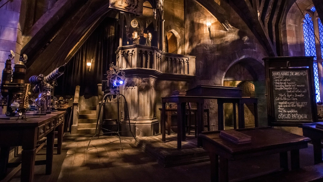 4 strange and risky rules at Hogwarts