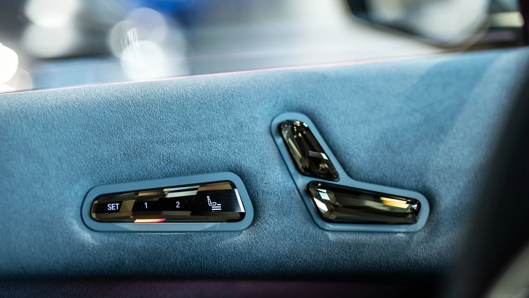 10 unique car features past and present