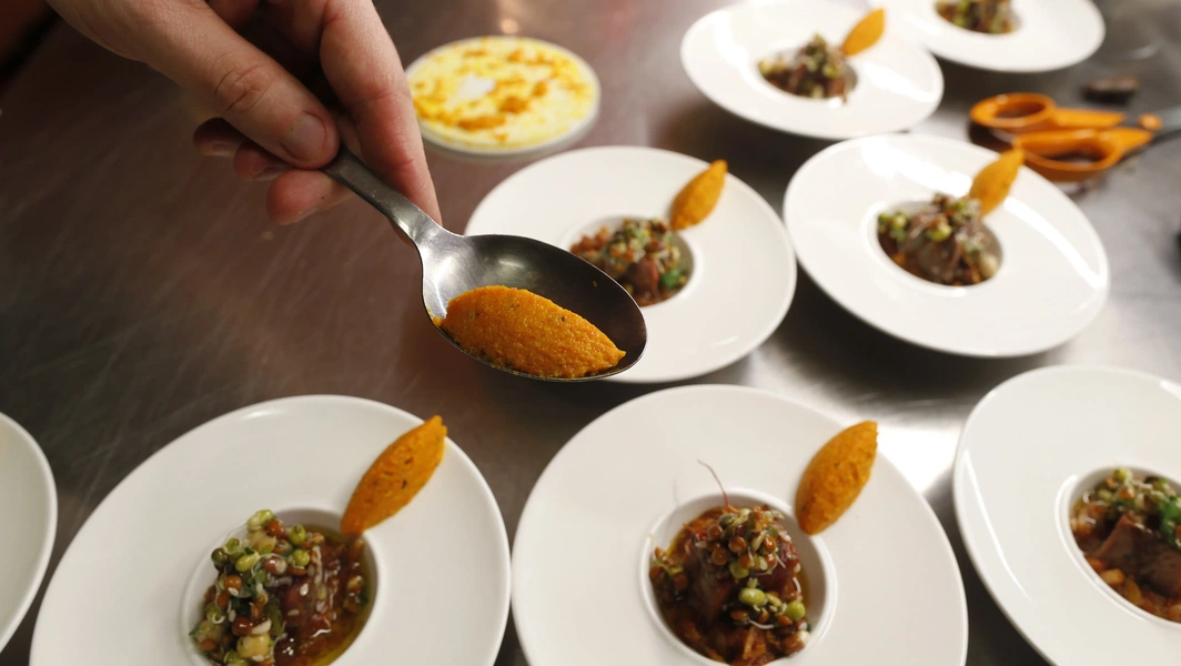 12 behaviors that frustrate restaurant staff