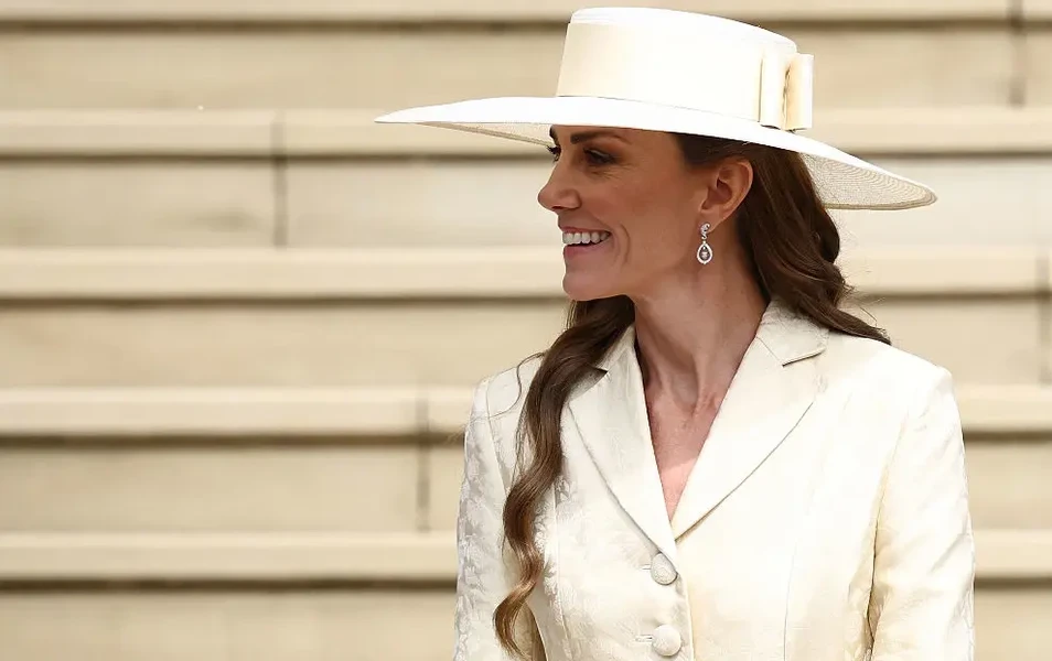 Kate blends tradition and sustainability at Garter Day