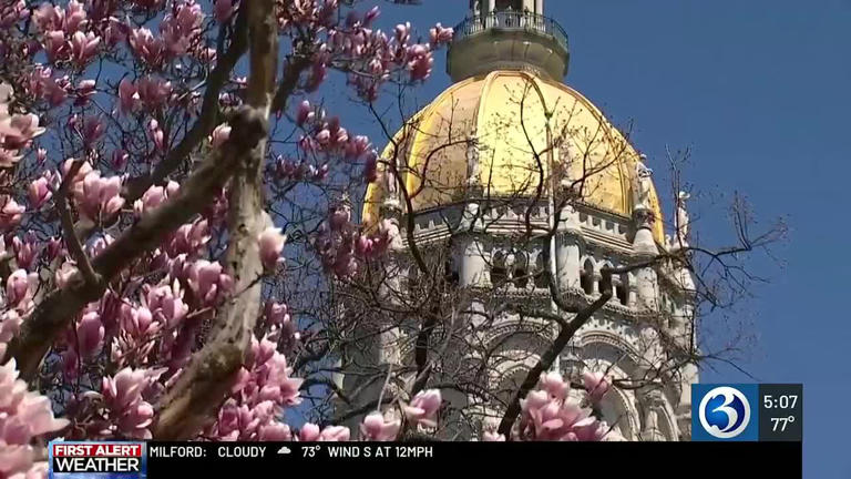 Property tax relief takes center stage in Connecticut governor’s race