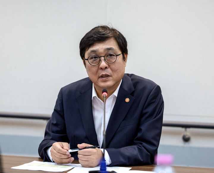 Culture Minister Chae: State can't lead culture and arts amid ...
