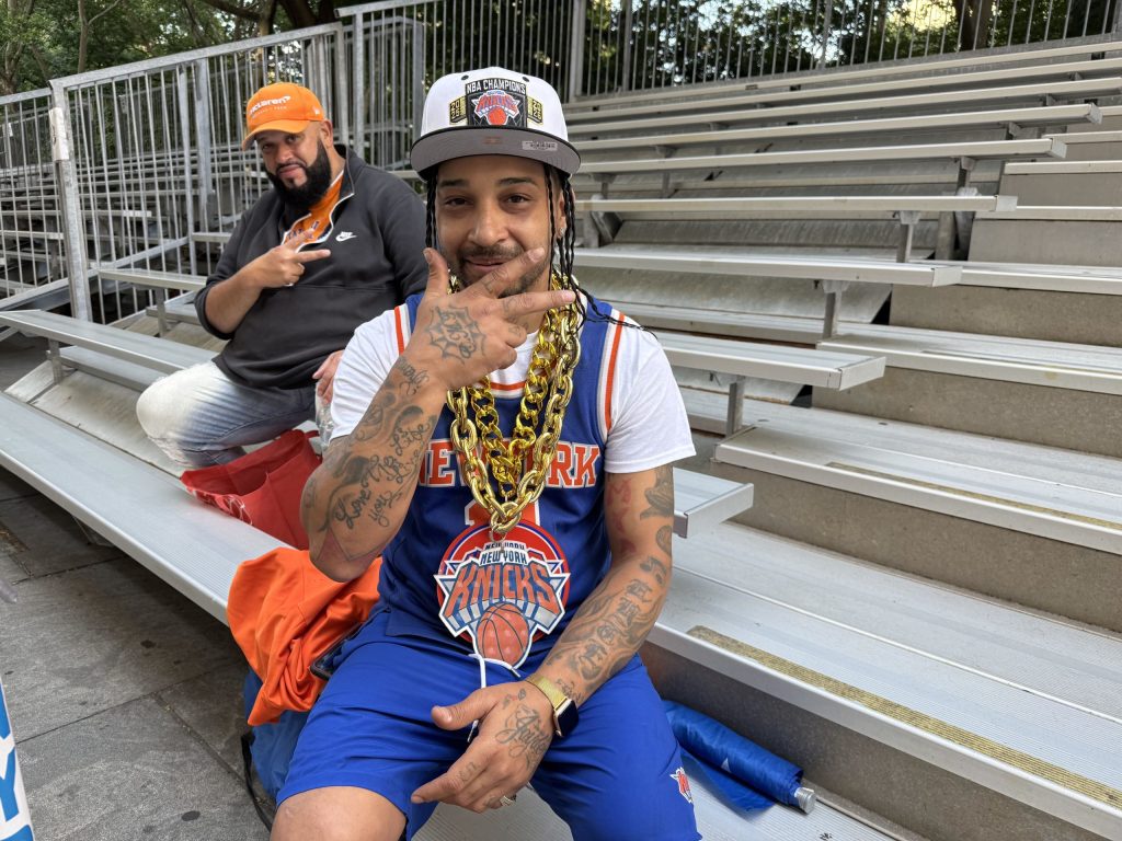 Hired line-sitters join die-hards on the barricades ahead of Knicks parade