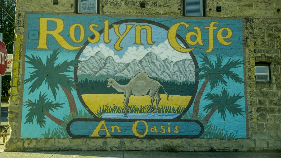 16 quirky small towns across America