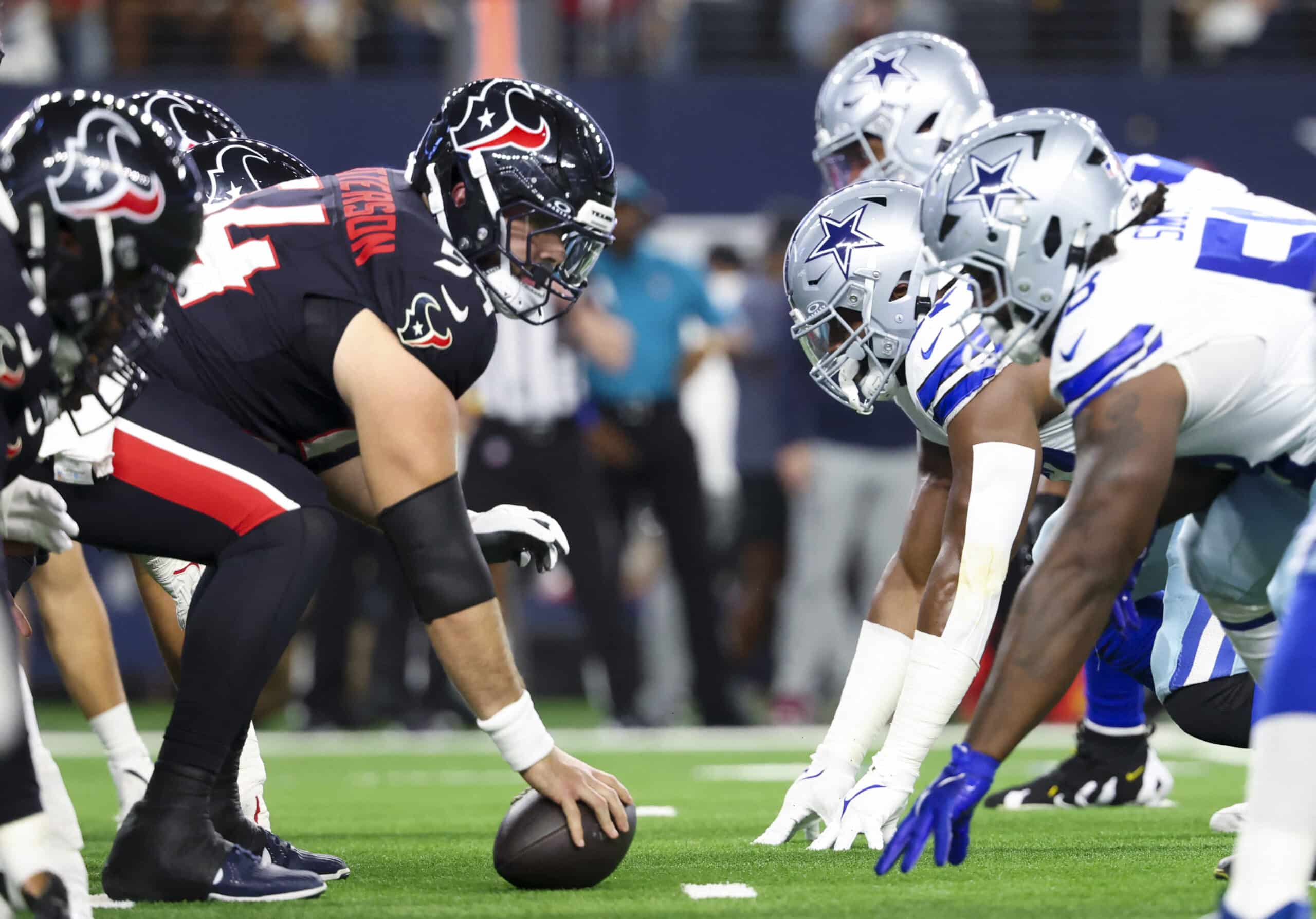 “He’s 6′ 3 – Massive” Cowboys Aquire 26-Year-Old Playmaker In Surprise Move