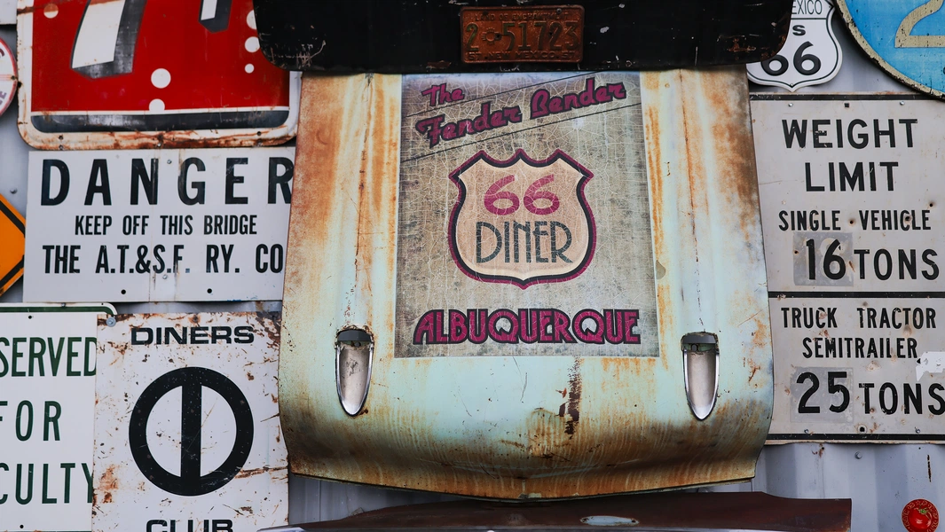 14 quirky and historic roadside attractions across America