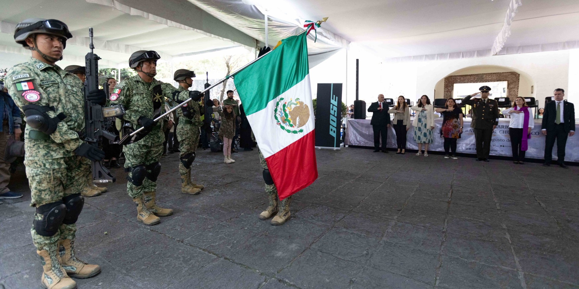 Mexicaanse leger lost plotseling schoten tijdens training Zuid-Korea ...
