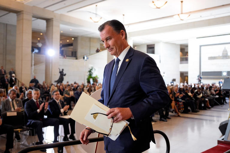 Rudy Giuliani backs GOP insurgent to take on Dem NY Rep. Tom Suozzi in ...