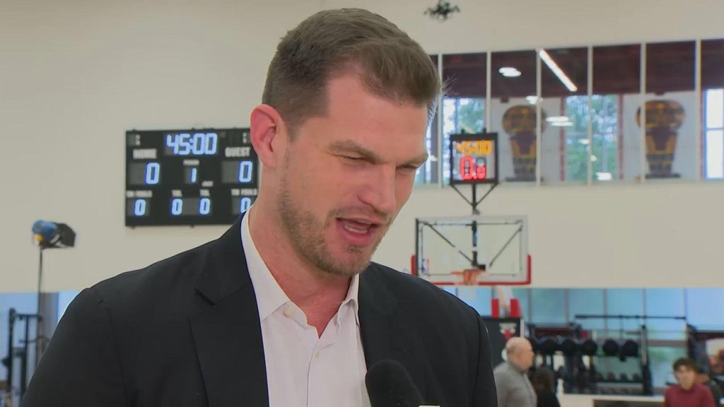 One-on-one with Chicago Bulls' new head coach Tiago Splitter